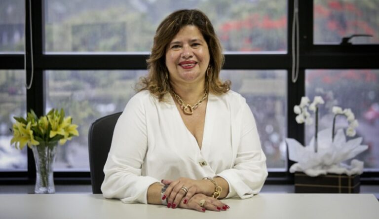 Silene Almeida| Cuidar de quem cuida é o seu papel - Radar DF