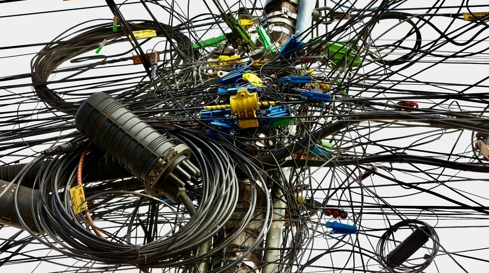 Deputado Pepa propõe PL que retira fios inutilizados da rede elétrica ... Deputado Pepa propõe PL que retira fios inutilizados da rede elétrica ...